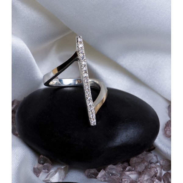 Anillos en Plata | Estilo y Elegancia Asequible